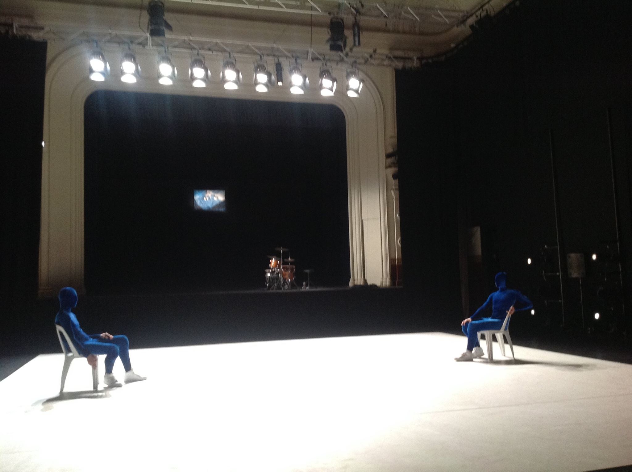 DANCE – GEOFFREYGEOFFREYGEOFFREY